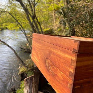 Handcrafted Cedar Keepsake Wood Box - Etsy