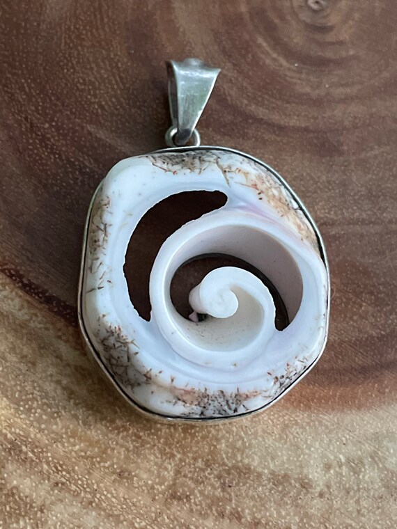 Vintage sterling silver, shell - Gem