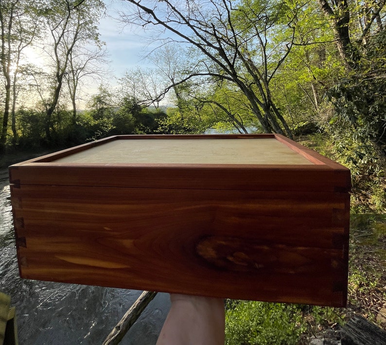 Handcrafted Cedar Keepsake Wood Box - Etsy