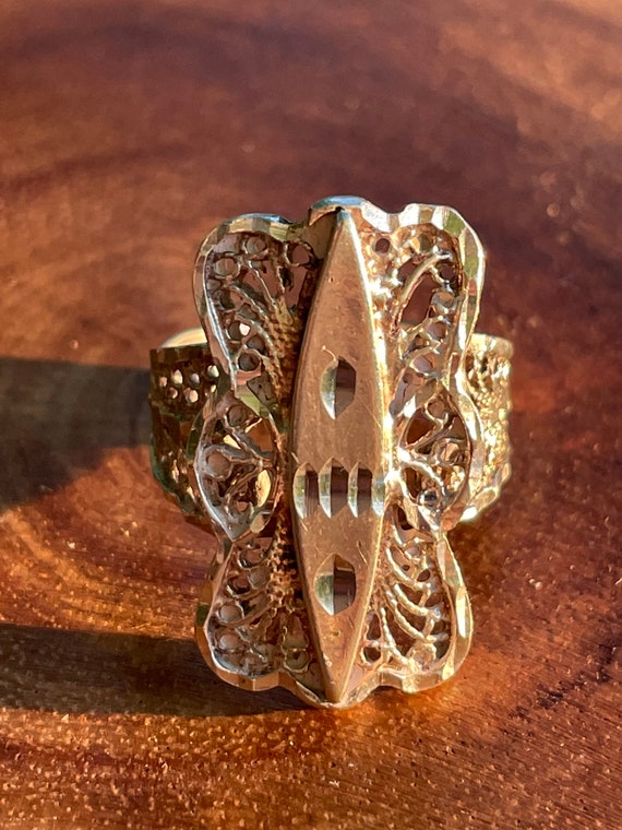 Vintage silver intricate filigree - Gem