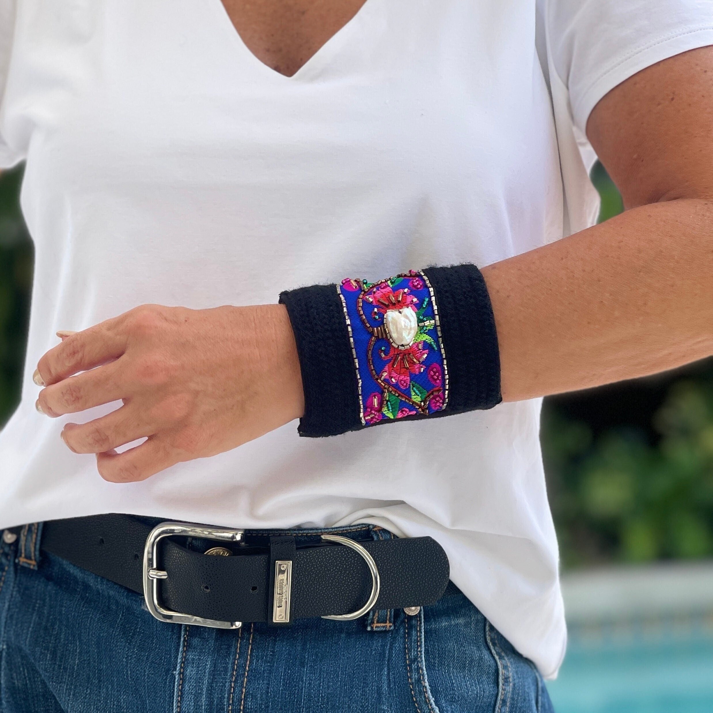 Bracelet-wallet, Embroidered Wrist Wallet, Stash Bag, Travel Bracelet ...