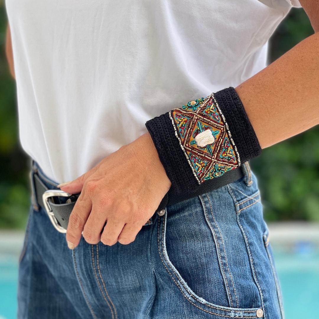 Bracelet-wallet, Embroidered Wrist Wallet, Stash Bag, Travel Bracelet ...