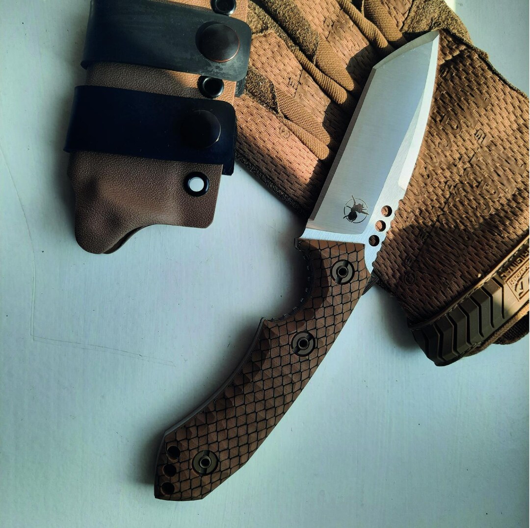 Atrax BOA Silver Satin Steel Knife. Handle Brown G10 With Snake Skin ...