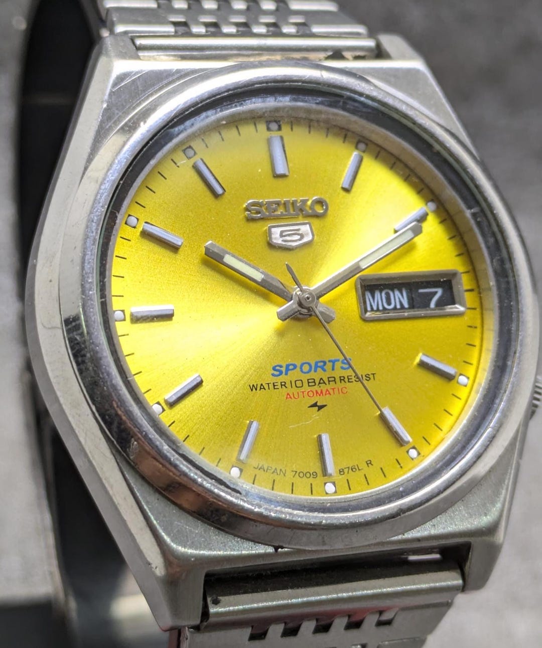 Rare Vintage Seiko 5 Sports Dial Automatic Day Date Movement Number ...