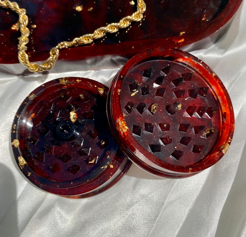 Garnet Crystal Grinder , Herb Grinder , Garnet , Red and Black Grinder ...