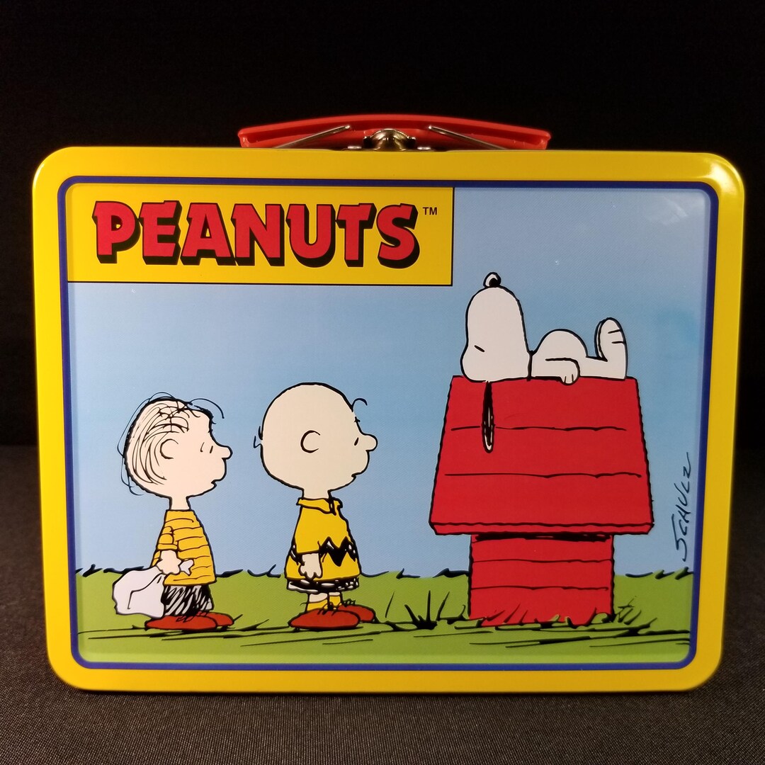 In Excellent Condition, Limited Edition VTG 1997 Peanuts Snoopy " House ...