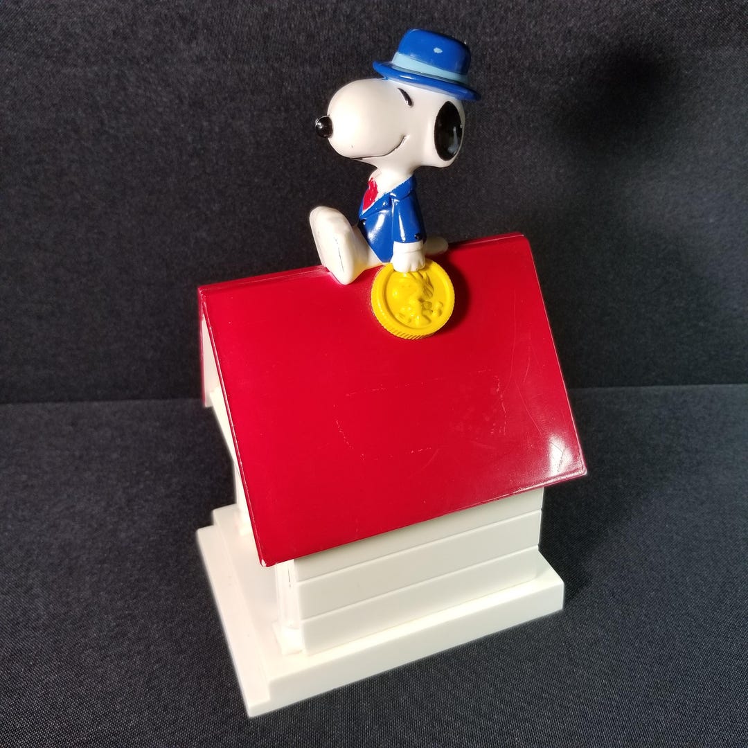 Vintage Collectible 1970s Snoopy "joe Banker" Plastic Child's Coin Bank ...