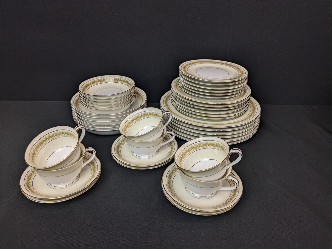Beautiful Vintage Collection of Styx by Noritake China | 7 Piece Place ...