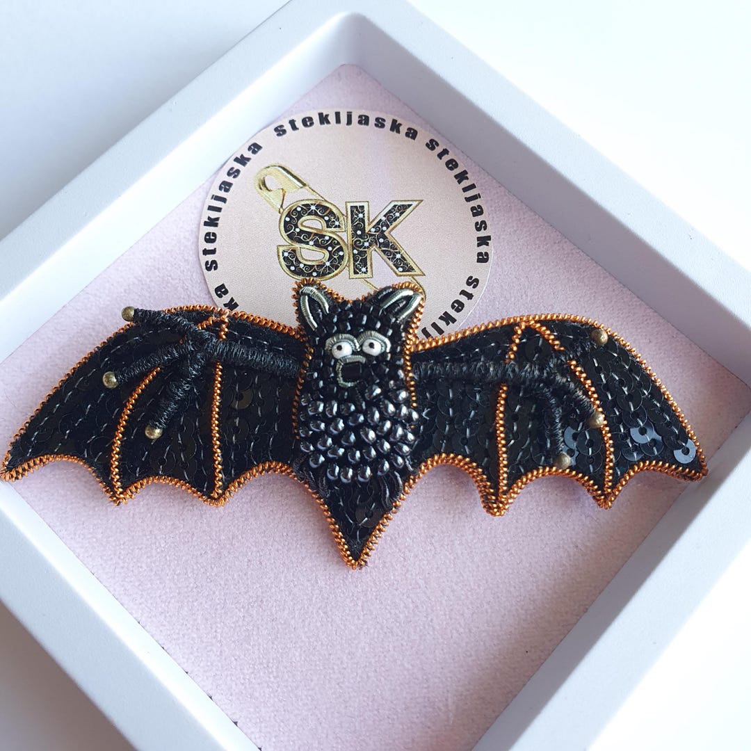 Halloween Bat Pin, Creepy Bat Pin Badge - Perfect for Halloween ...