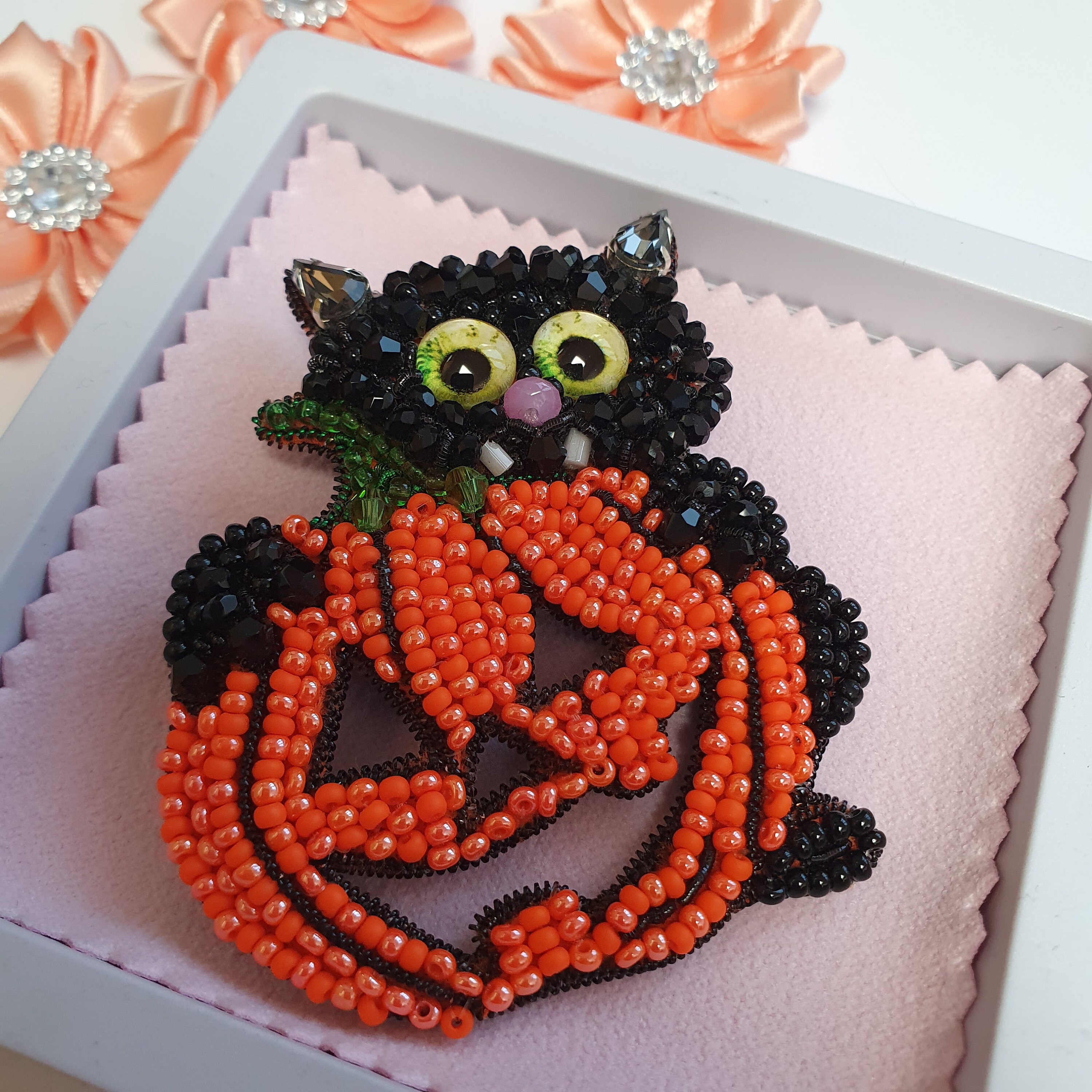 Pumpkin Jack With a Black Cat, Orange Handmade Beaded Brooch Pin for ...