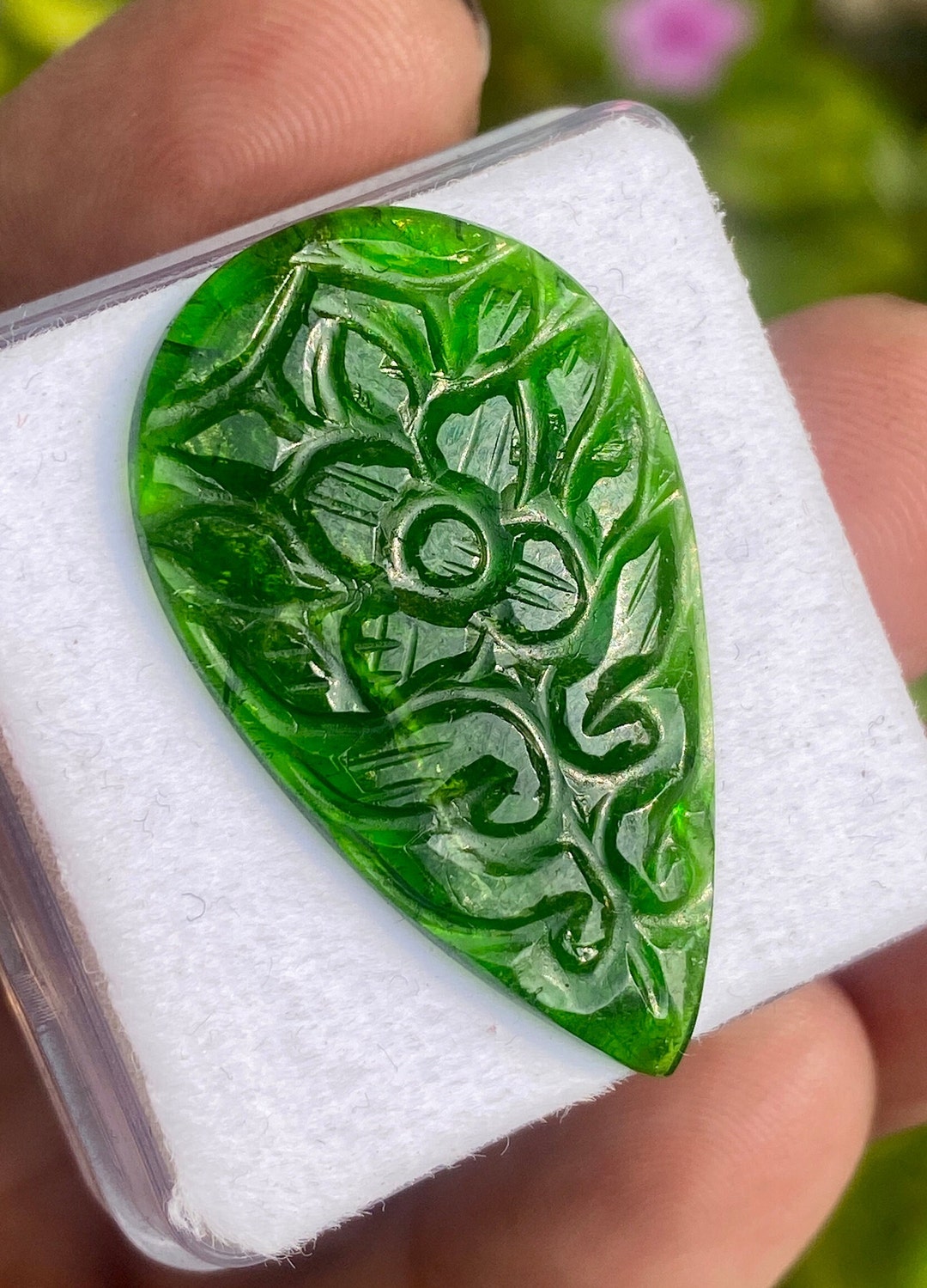 Natural Green Russian Chrome Diopside Carved Pear Shape 34x19 MM ...