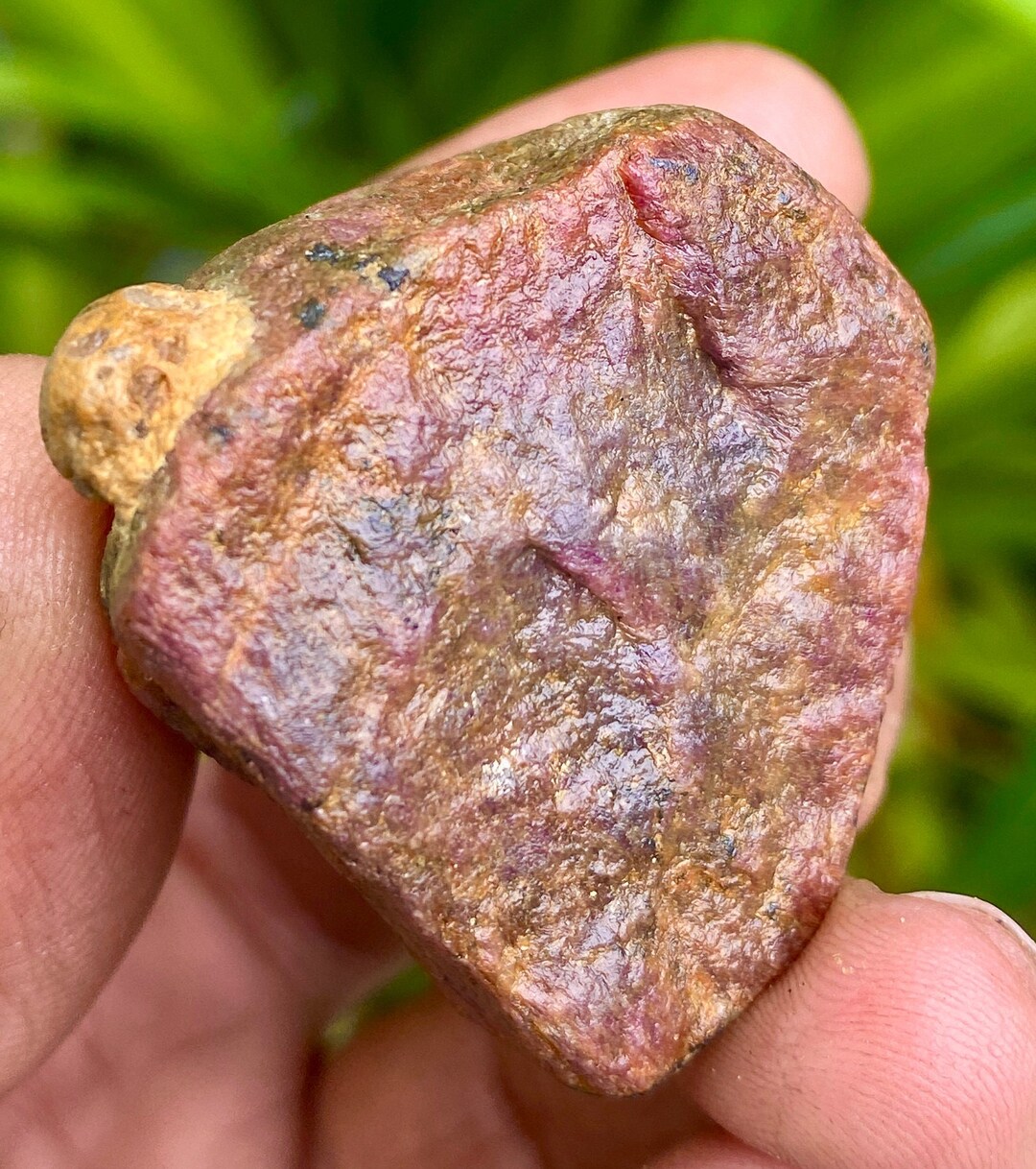 Natural Ruby Untreated Karnataka Ruby Raw Hexagon Matrix Sheen Pattern ...