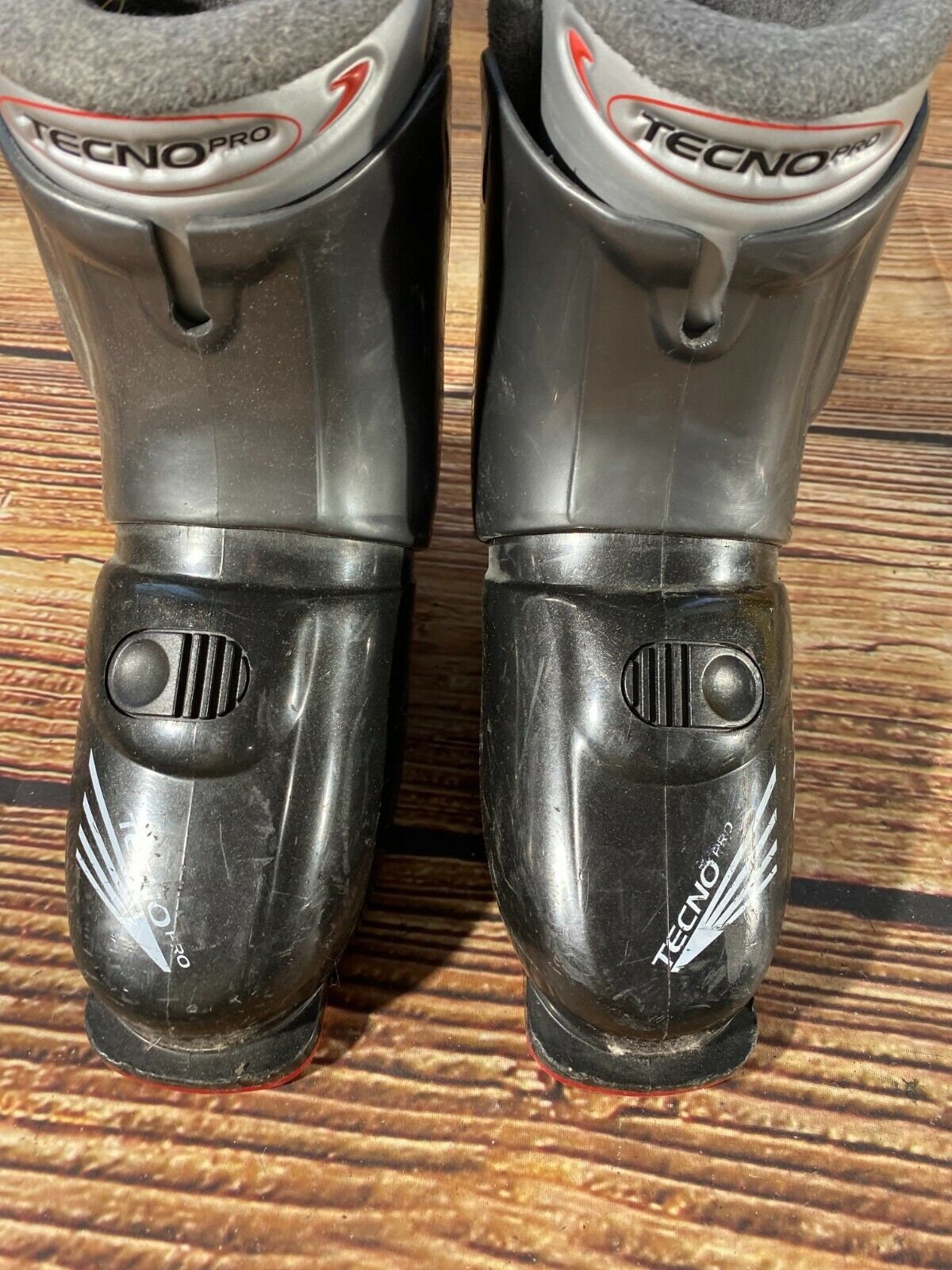 Samstarfsmaður Skápur málsmeðferð tecnopro støvler makker Samsvarar ...