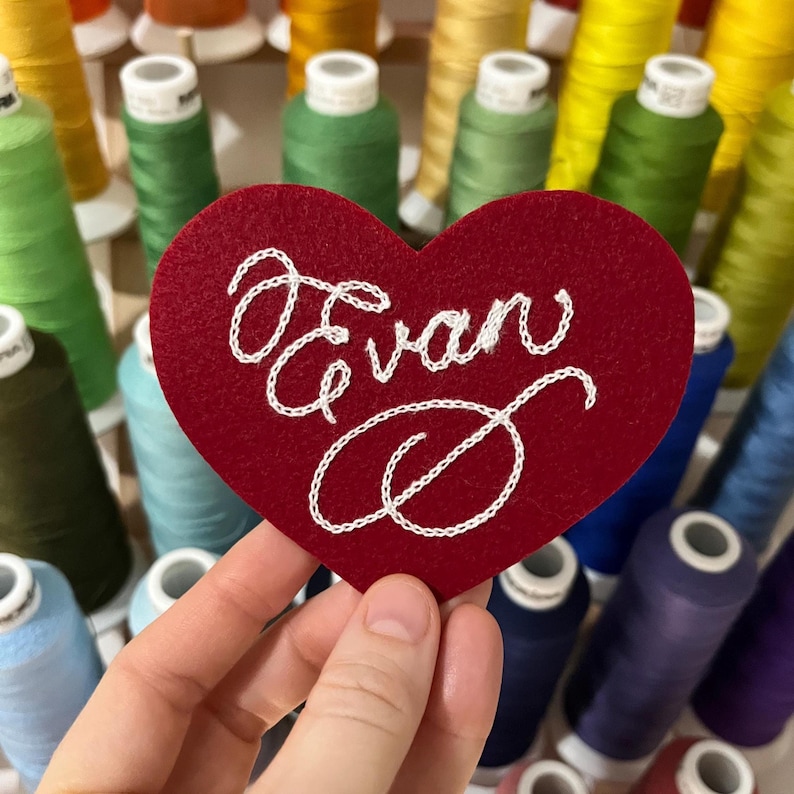 Custom Cursive Script Heart Patch - Embroidered Chainstitch Patch - Etsy