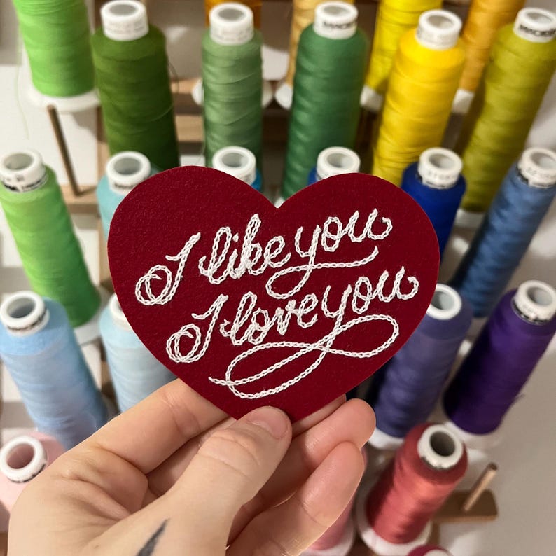 Custom Cursive Script Heart Patch - Embroidered Chainstitch Patch - Etsy
