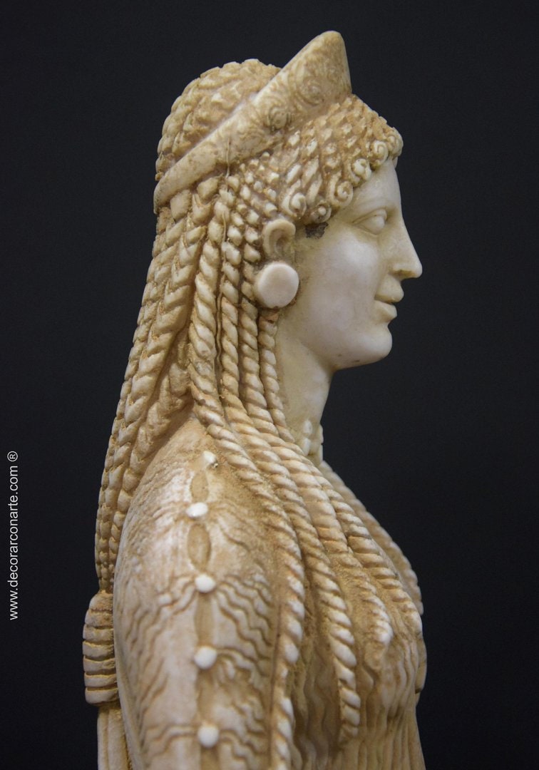 Escultura de koré en estilo arcaico fabricada en mármol | Etsy España