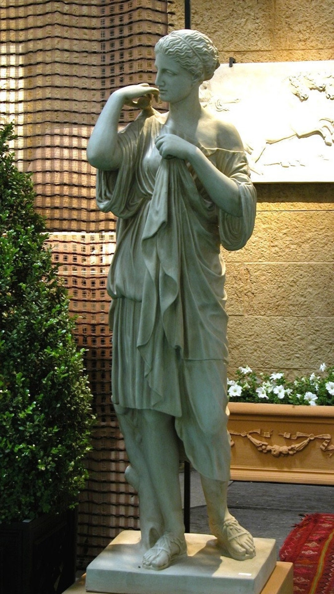 Statue of Diana of Gabies De Praxiteles 164 Cm. Handmade. Garden ...