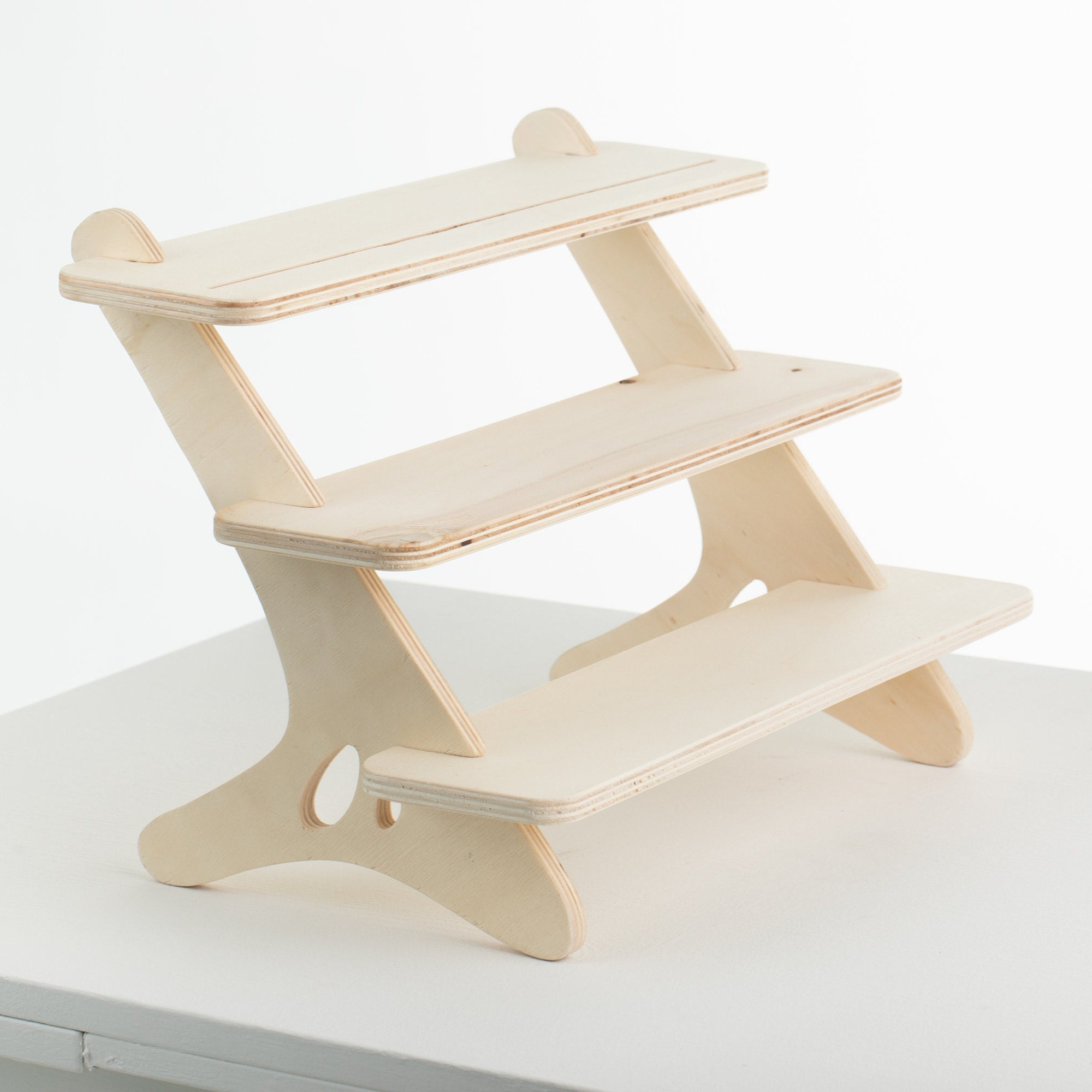 Pebble Step, Wooden Shelf, Tiered Display, Retail Display, Collapsible ...