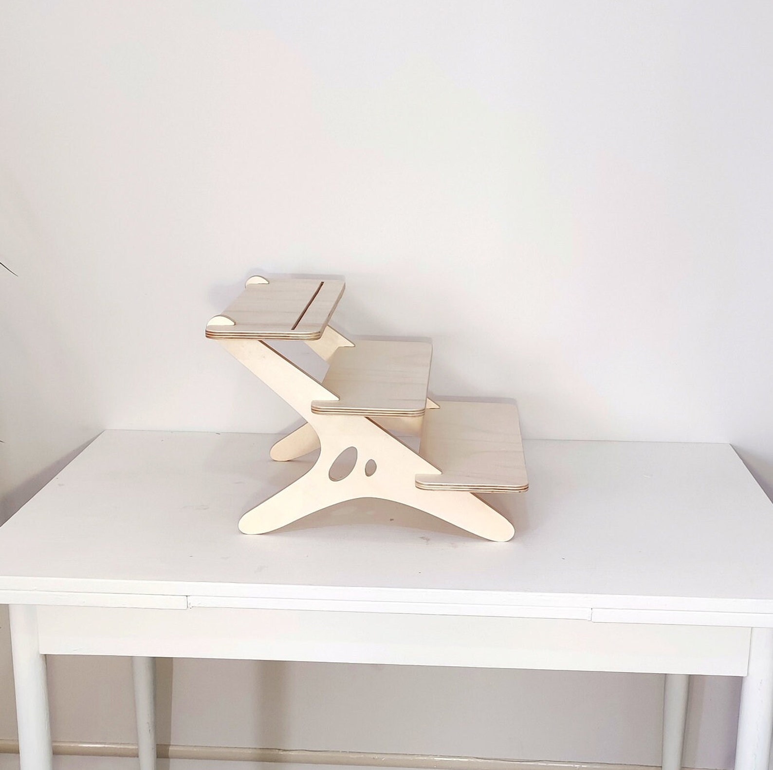 Pebble Step W, Wooden Shelf, Tiered Display, Retail Display ...