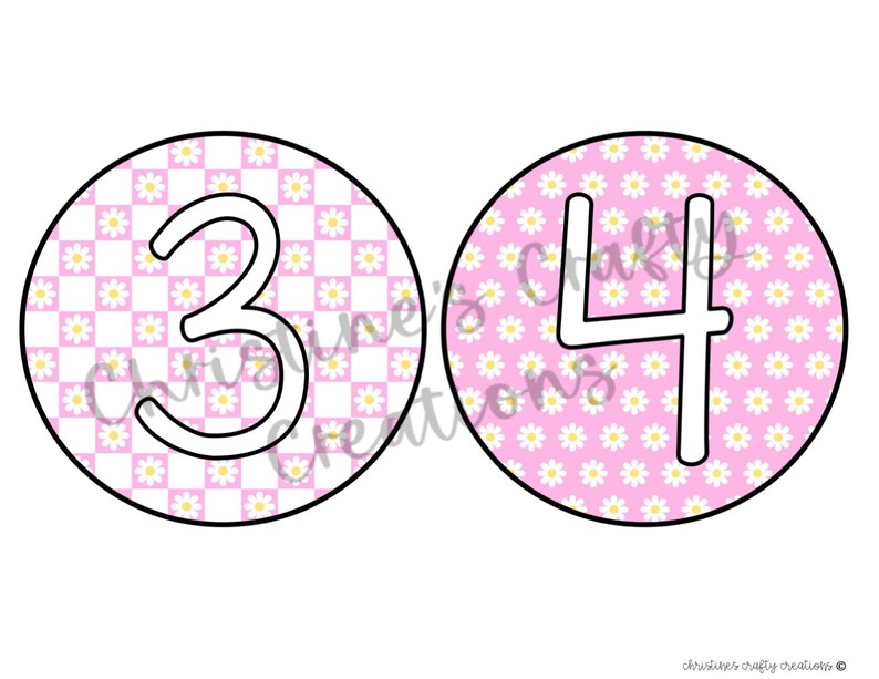 Retro Daisy Table and Cubby Numbers - Etsy
