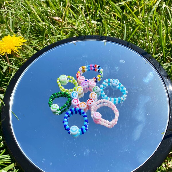 Smiley Face Ring - Etsy