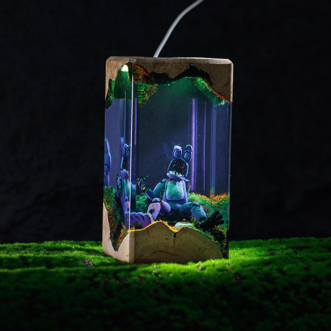 CREEPY BUNNY Resin Lamp, Mystery Epoxy Lamp, Resin Night Light, Desk ...