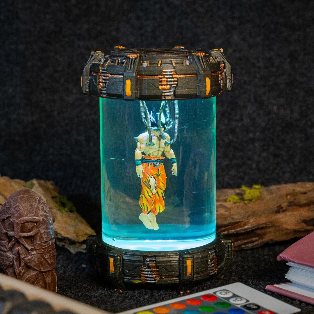 Goku Super Saiyan Healing Chamber Incubator Resin Lamp, LED Anime Night ...