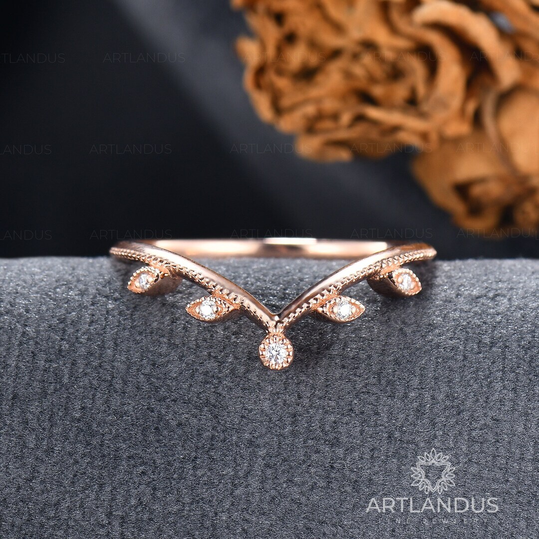 Art Deco Curved Wedding Band Vine Leaf Chevron Band Woman Unique White ...