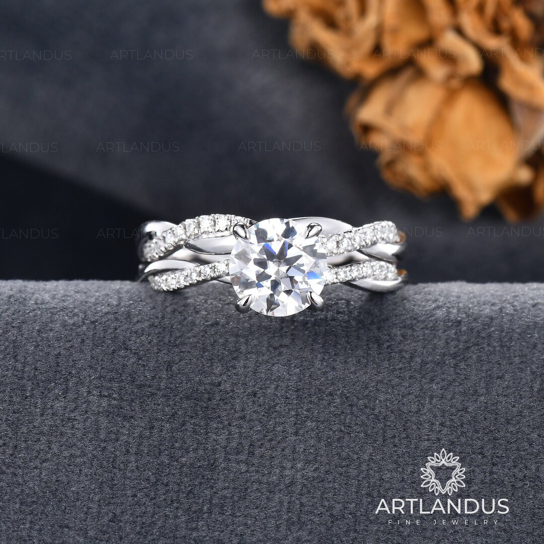Round Cut Moissanite Engagement Ring Set White Gold Infinity Twist ...
