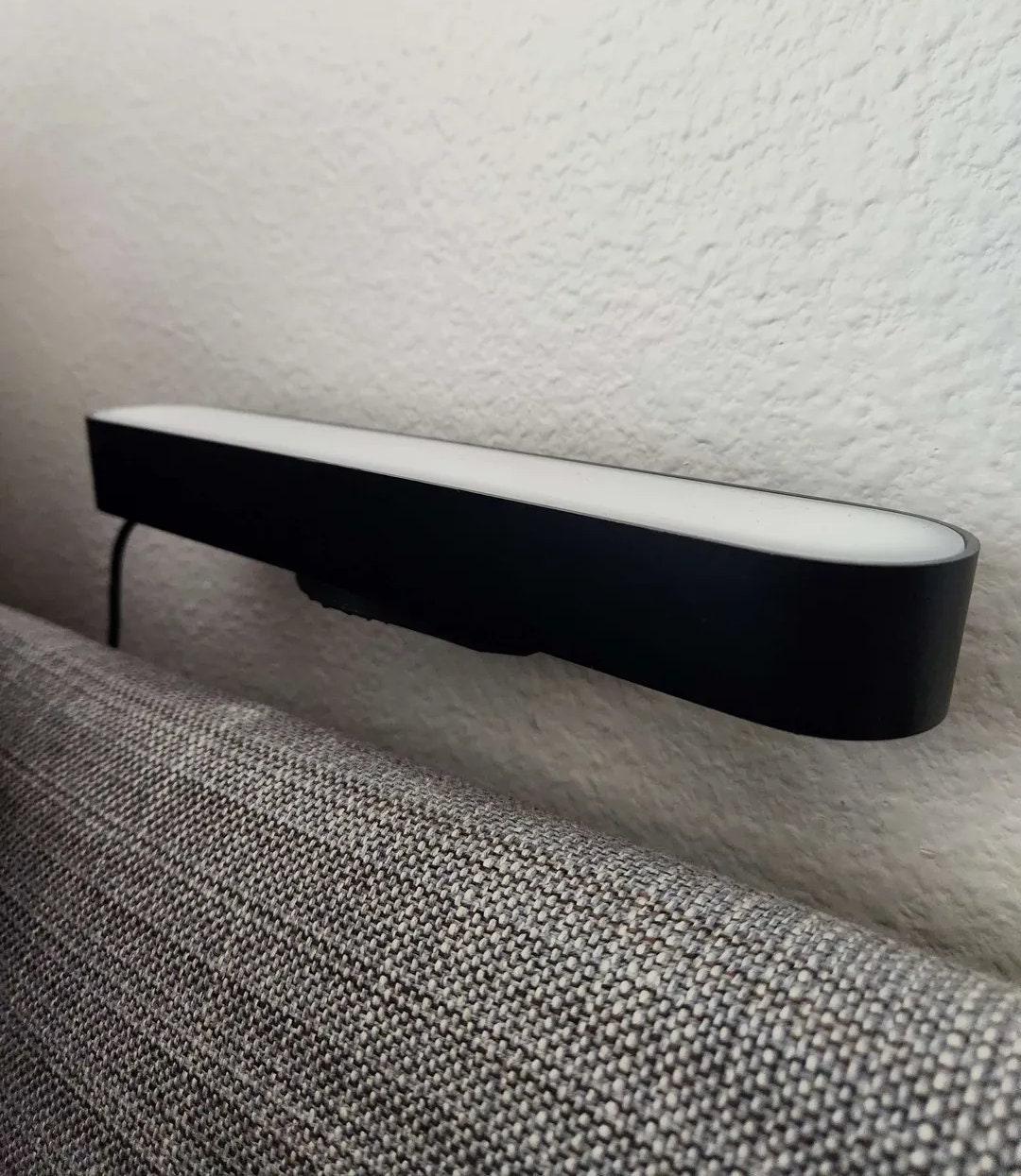 90-degree Wall Mount for the Philips Hue Play Bar; Perfect Illumination ...