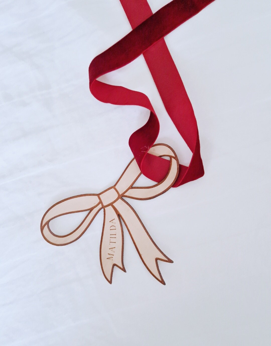 Personalised Leather Bow Place Setting, Gift Tag, Hanging Decoration - Etsy