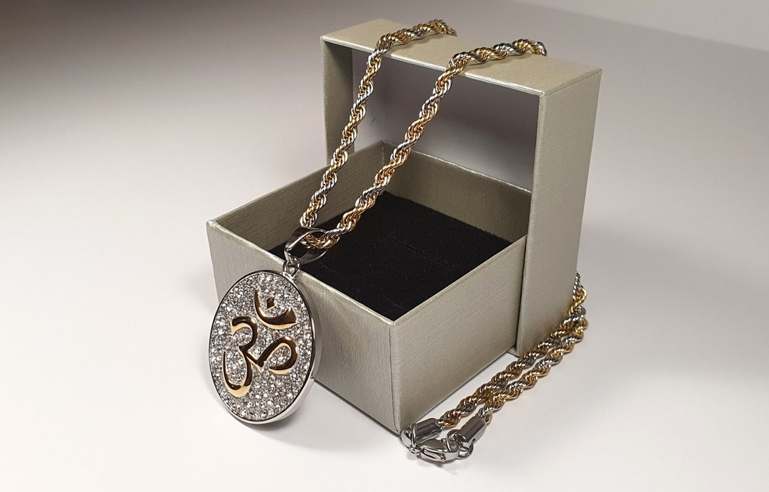 Hindu Om / Aum Silver + Gold Plated Pendent , 2 Tone Colour Chain With ...