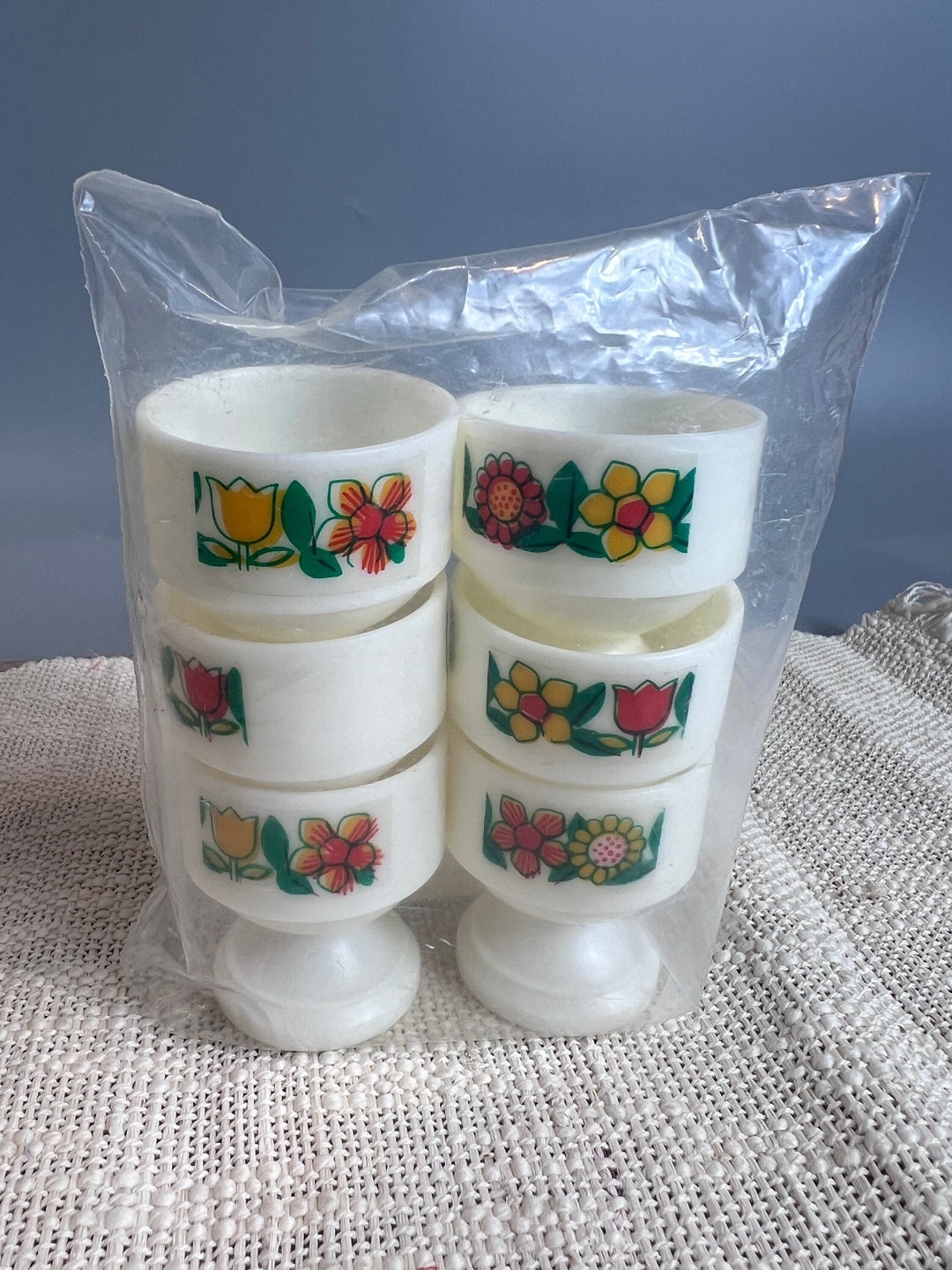 Vintage Plastic Egg Cups, Set of 6, Original Packaging, Retro-chic ...