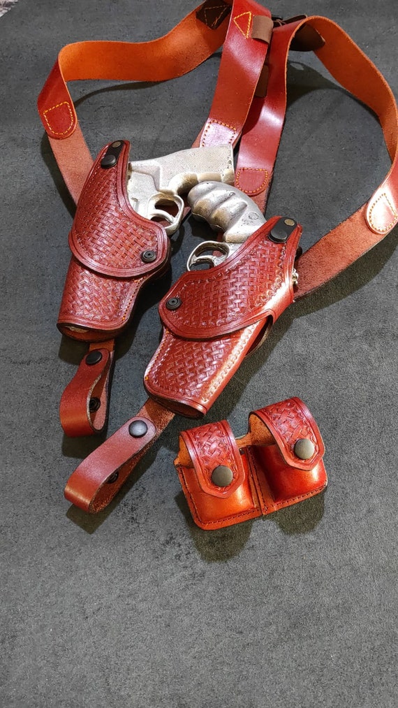 K06706 Two Gun Shoulder Holster & Double Speedloader Pouch for - Etsy