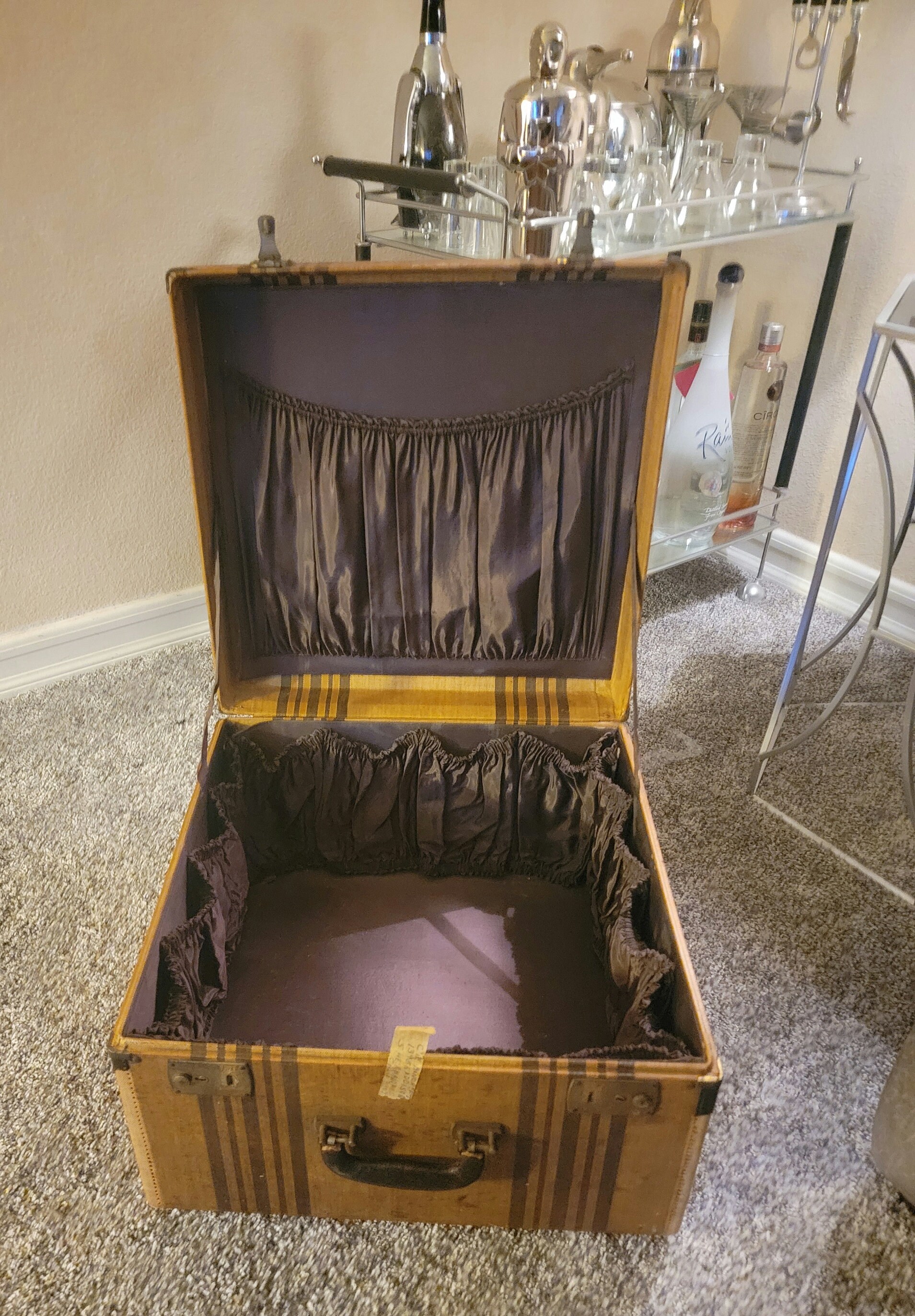 1930s Striped Luggage Suitcase Rare Size 18x18x11 1/2 Beautiful Look ...