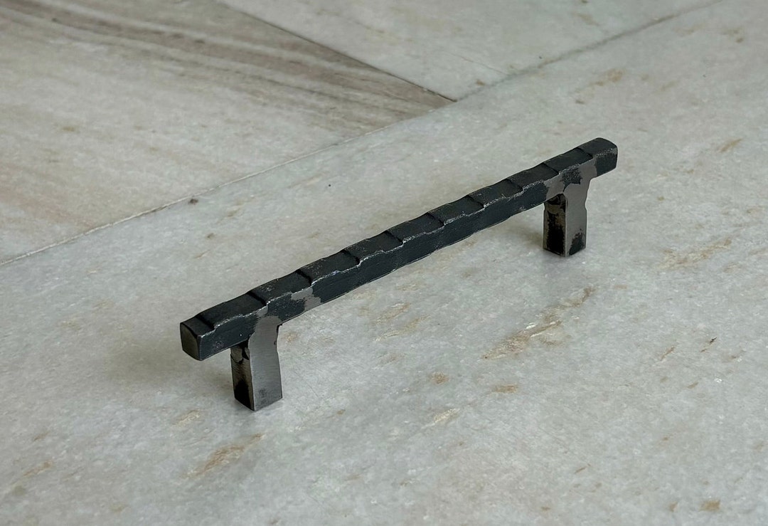 Iron Hammered Rod Handles, Kitchen Cabinet Handles, Wardrobe Handles ...