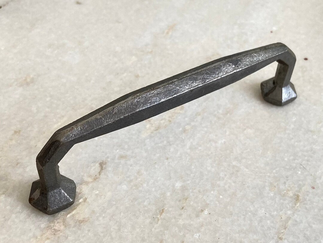Rustic Cast Iron Handle: Kitchen Cabinet Wardrobe Drawer Pull - Etsy