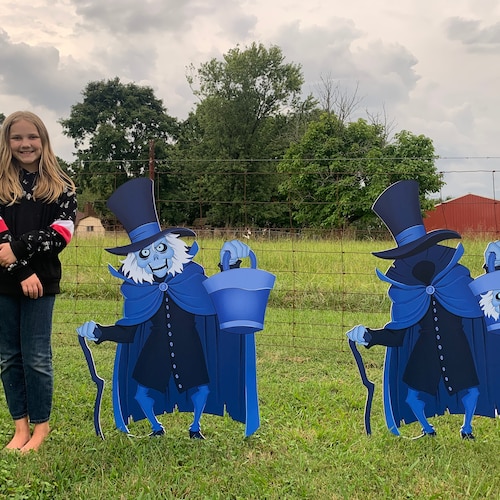 Haunted Mansion Ghost Bride and Hatbox Ghost Yard Display - Etsy