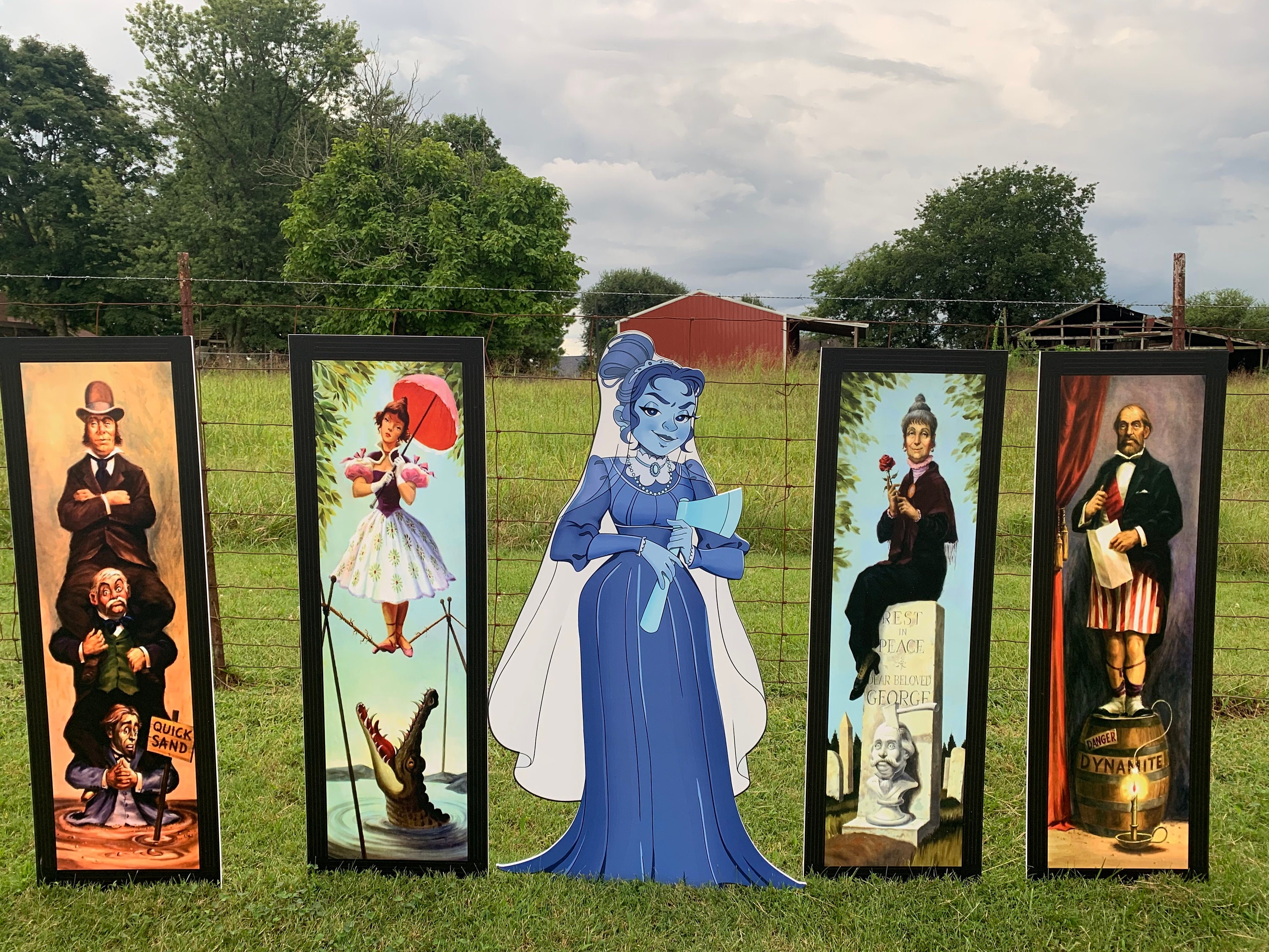 Haunted Mansion Stretching Portrait and Ghost Bride Cutouts | Etsy