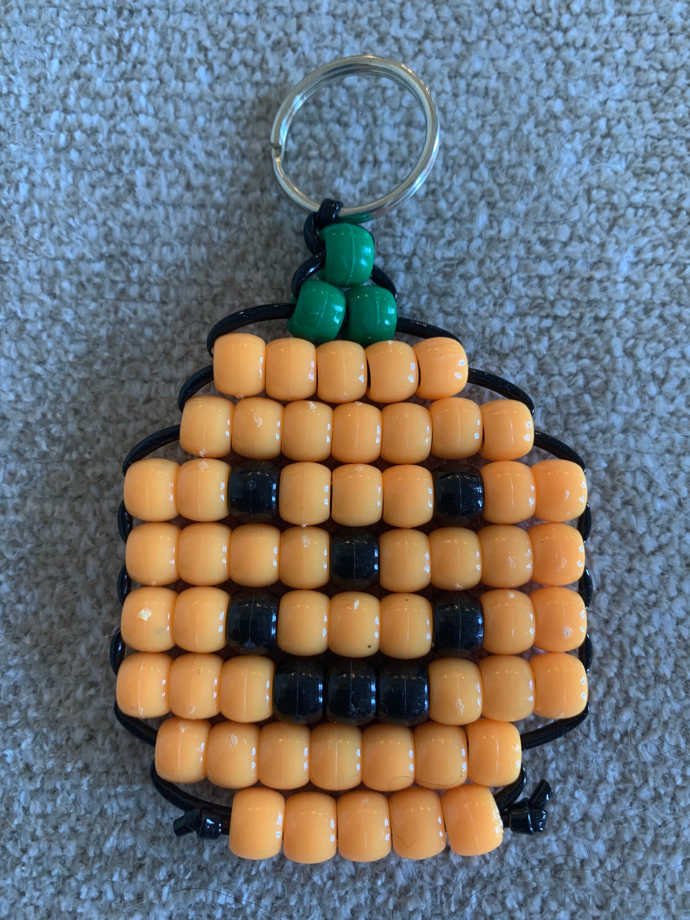 Jack-o’-lantern Kandi Pony Bead Keychain - Etsy