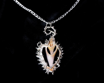 Spiky Spiral Seashell Necklace, Y2k Jewelry, Grunge Alt Necklace ...