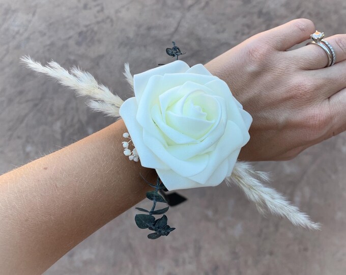 Pampas Grass Corsage, Boho Dried Flower Corsage, Ivory White Rose Wrist ...