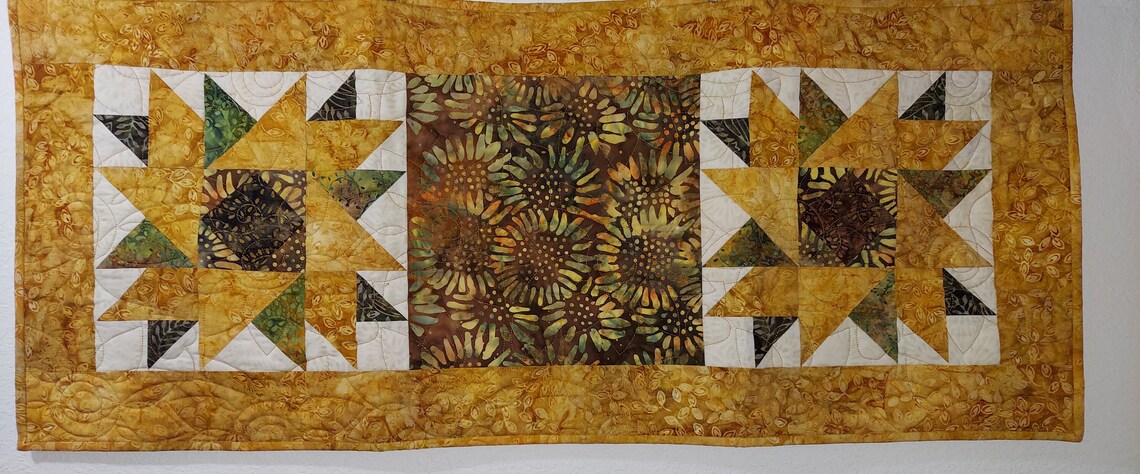 Sunflower Table Runner - Etsy