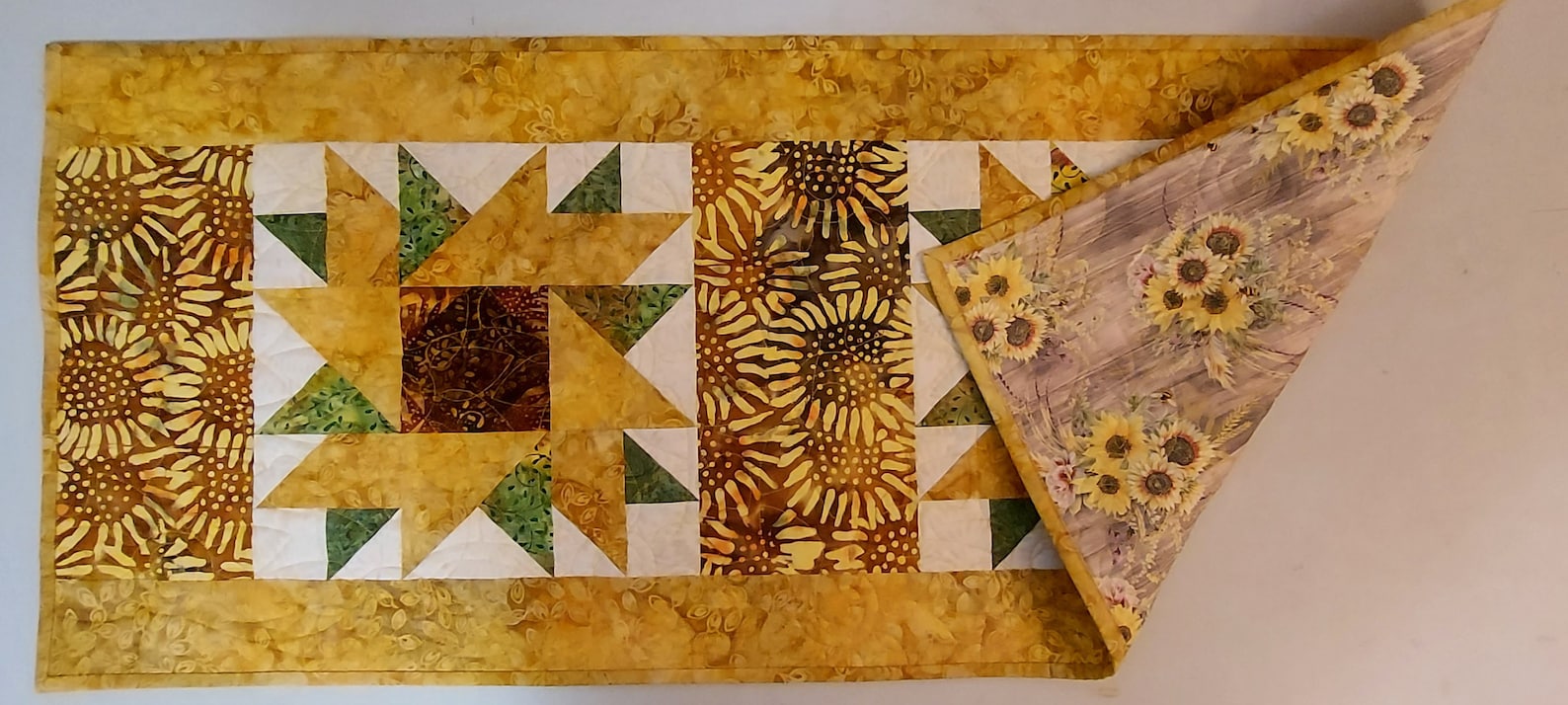 Sunflower Table Runner - Etsy
