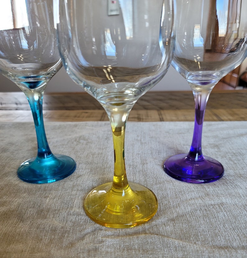 Set Of 3 Colored Long Stem Wine Glasses Pretty Wine Glasses Colorful Barware Bright Stemware