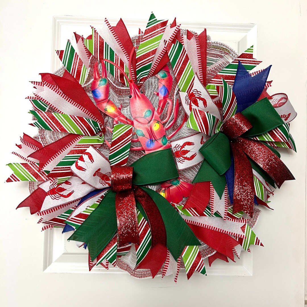 Louisiana Cajun Crawfish Christmas Wreath for Your Front Porch, Pancake ...