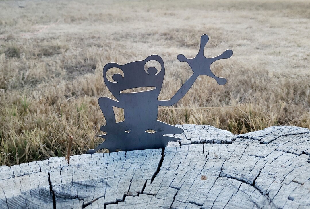 Metal Frog Yard Art/ Rusty Frog / Toad Garden Decor / Frog Gift / Metal ...