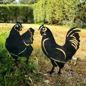 Metal Chicken Yard Art/ Rusty Hen / Chicken Garden Decor / Chicken Gift ...