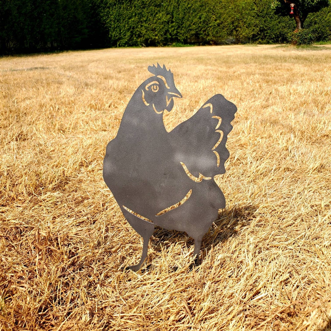 Metal Chicken Yard Art/ Rusty Hen / Chicken Garden Decor / Chicken Gift ...