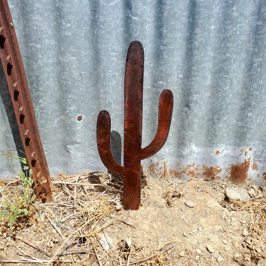 Metal Saguaro Cactus Yard Art | Rusty Desert Garden Stake | Rustic ...